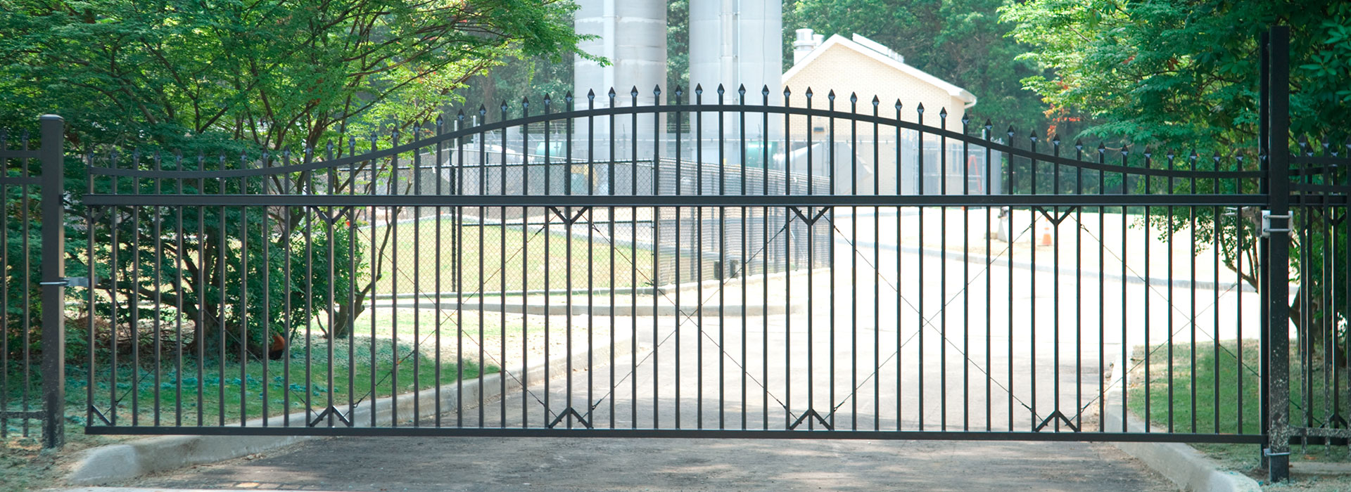Estate & Industrial Slide Gates | Eastern Ornamental Fence